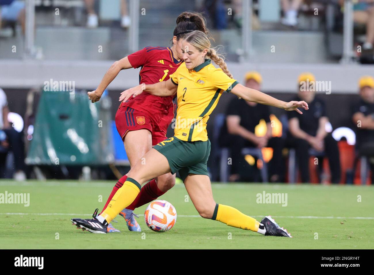Sydney, Australia. 19th Feb, 2023. Alba Redondo of Spain and Courtney ...