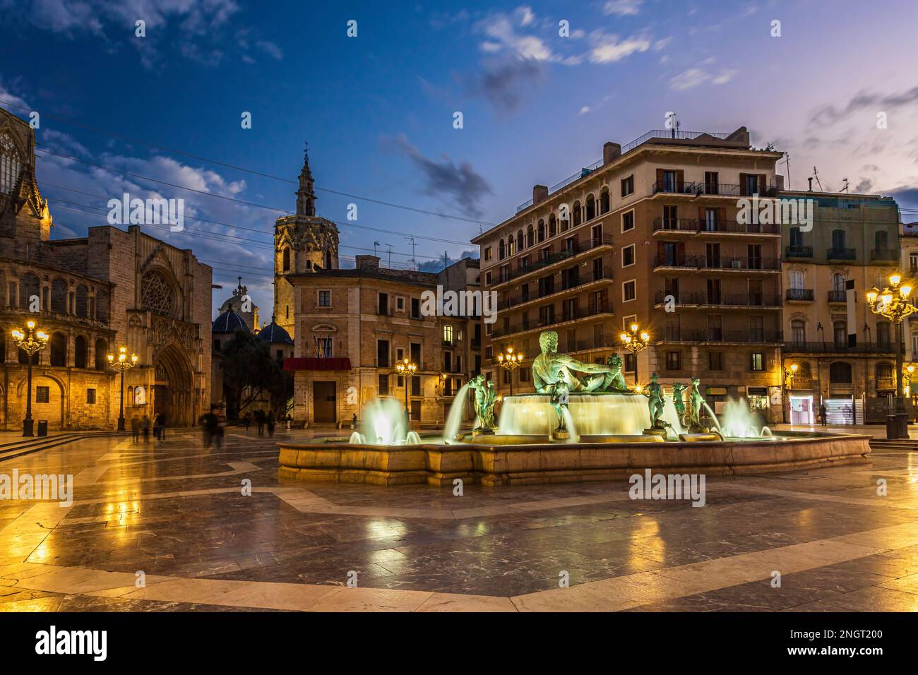 The Saint Mary’s Square and the Rio Turia fountain. Photo was taken on ...