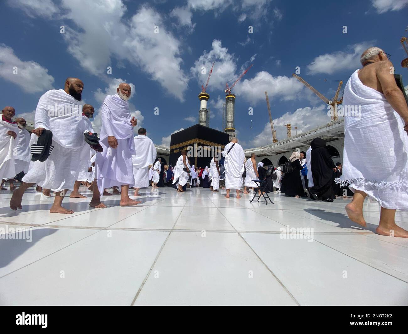 Muslim Pilgrims at The Kaaba in The Haram Mosque of Mecca , Saudi ...