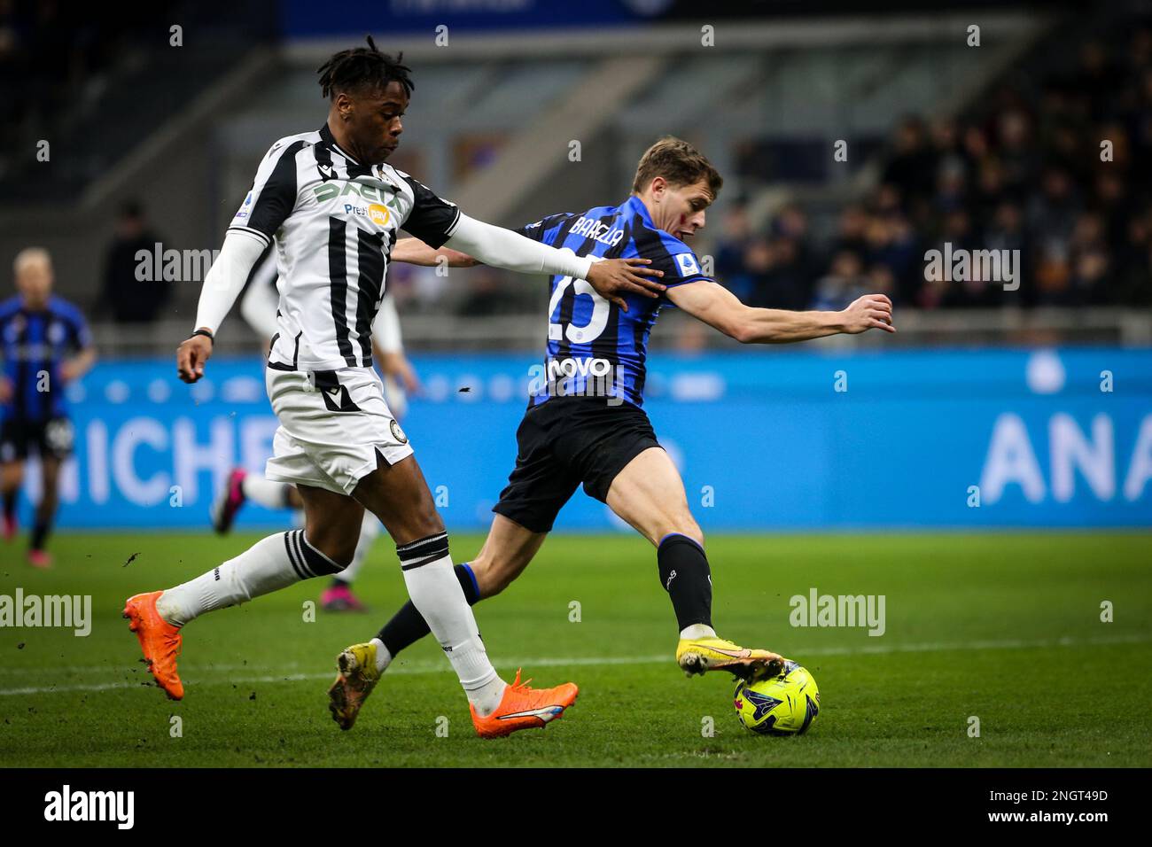 Nicolo Barrela (Inter) calls for a penalty after a dispute with Udogie ...
