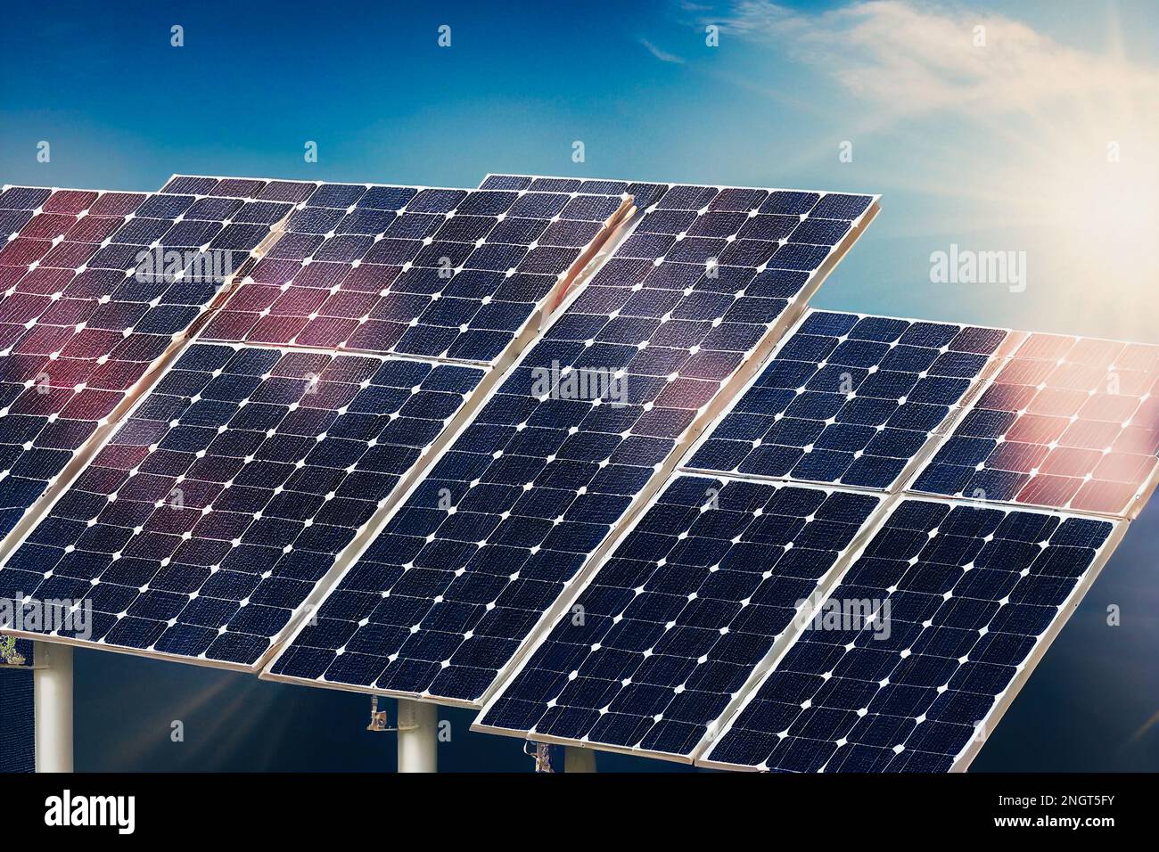 Solar canvas hi-res stock photography and images - Alamy