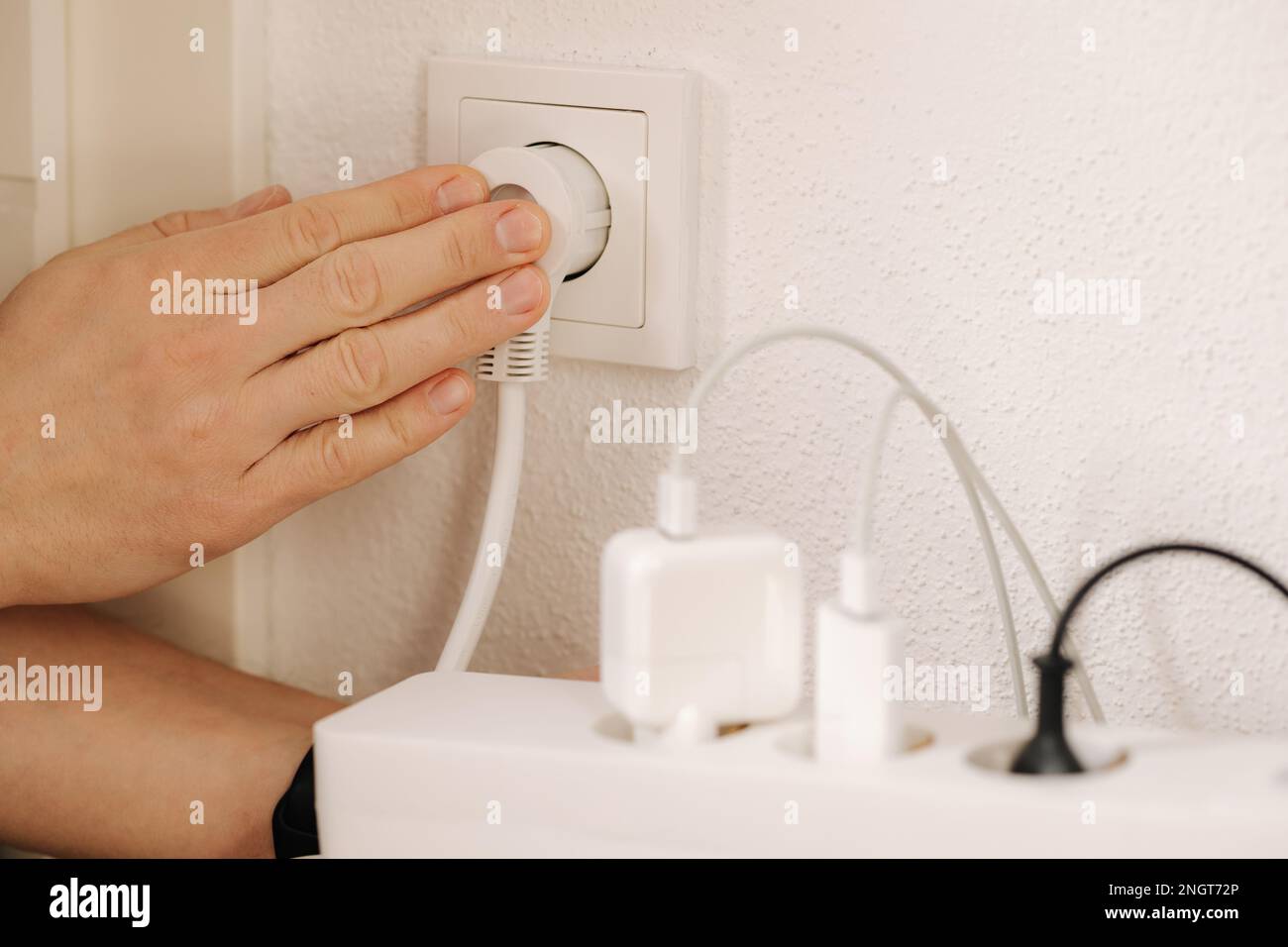 Extension 220v hi-res stock photography and images - Alamy