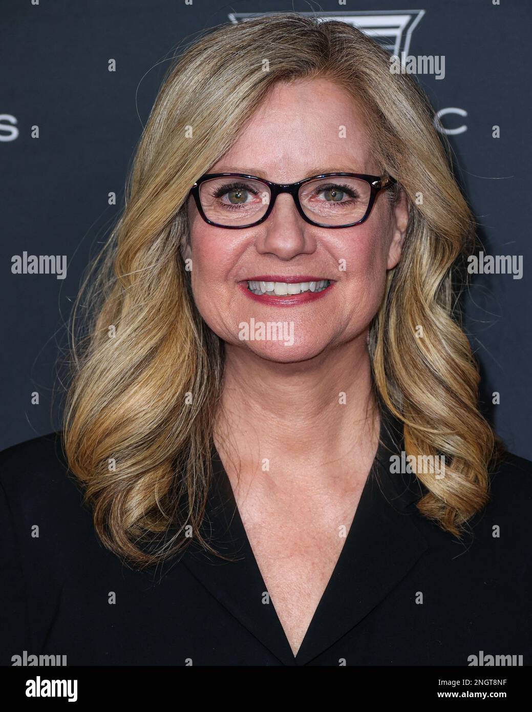 BEVERLY HILLS, LOS ANGELES, CALIFORNIA, USA - FEBRUARY 18: Bonnie Hunt ...