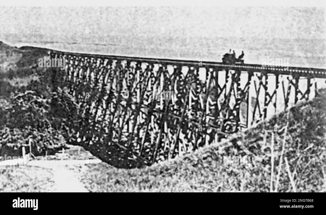 Standard gauge hi-res stock photography and images - Alamy