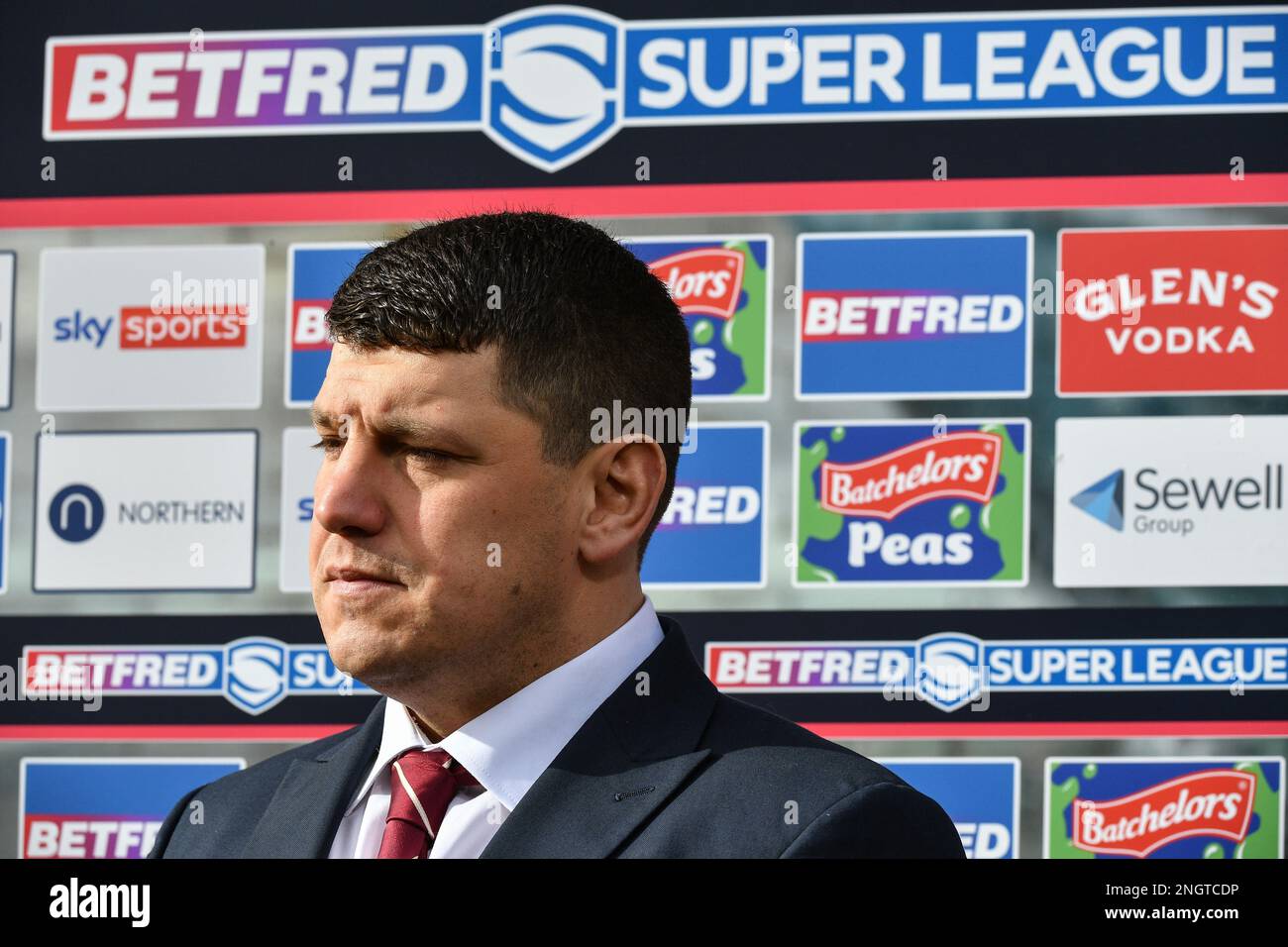 Kingston upon Hull, England -18th February 2023 - Wigan Head Coach ...