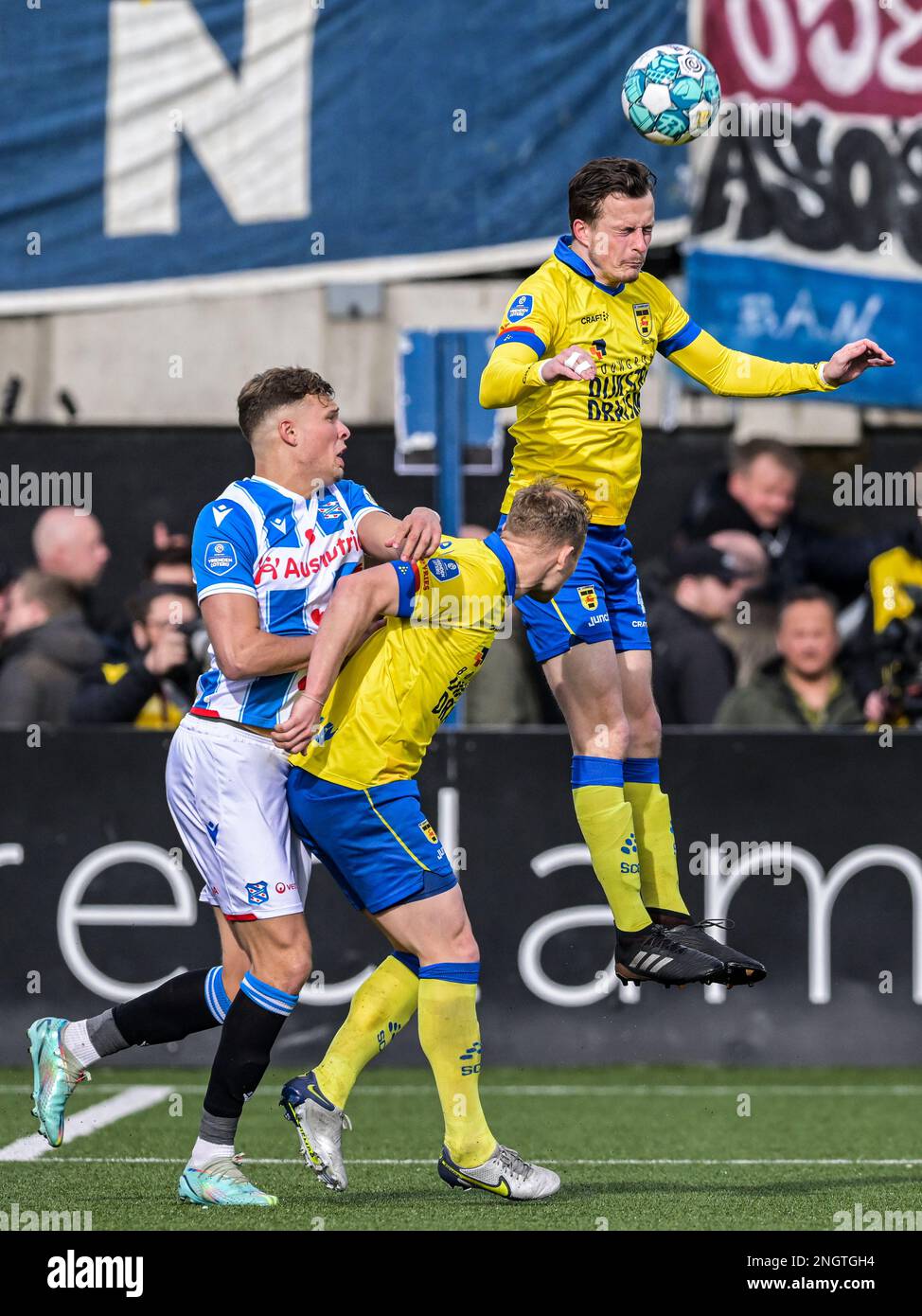 LEEUWARDEN - Leon Bergsma of SC Cambuur during the Dutch premier league ...
