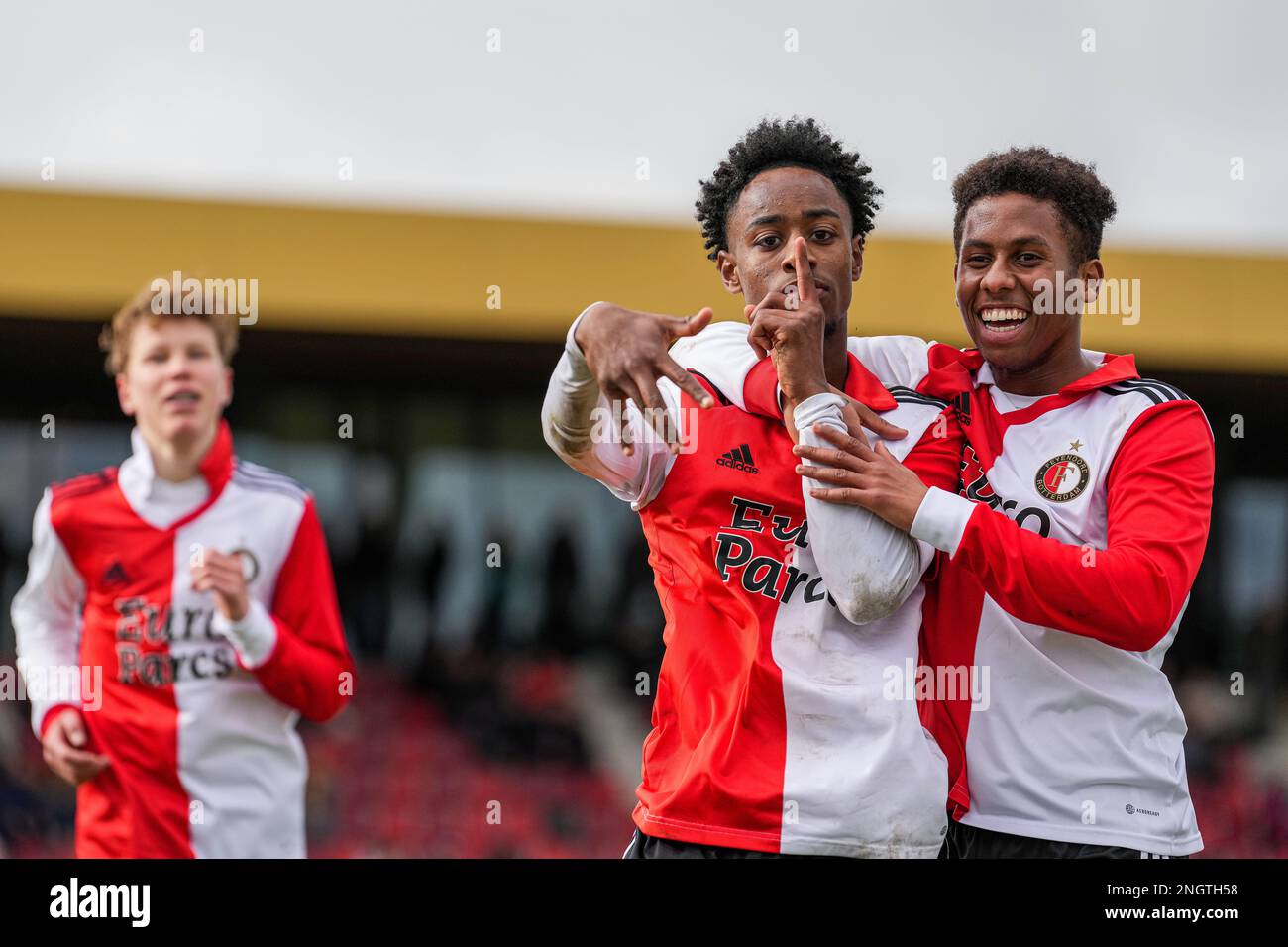 Rotterdam - Marleyson Cruz, Mohammed Fuaad celebrate the 6-0 during the ...