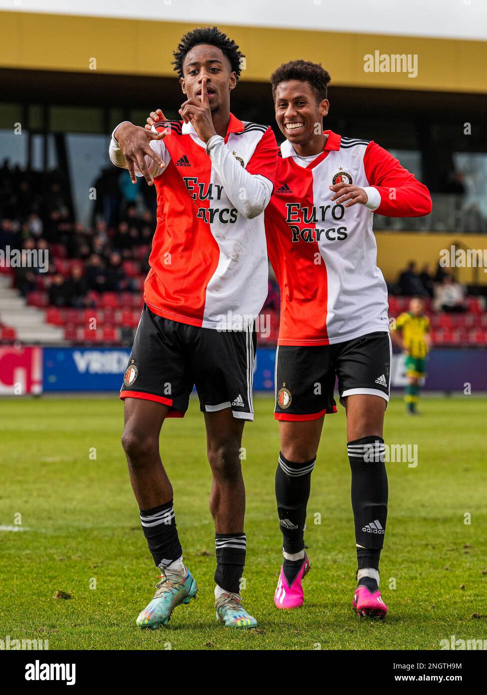 Rotterdam - Marleyson Cruz, Mohammed Fuaad celebrate the 6-0 during the ...