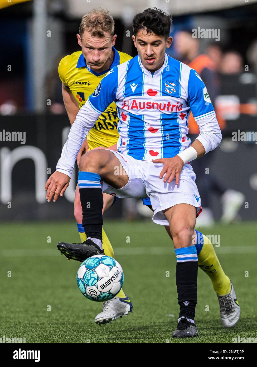 LEEUWARDEN - (lr) Doke Schmidt of SC Cambuur, Osama Sahraoui of SC ...