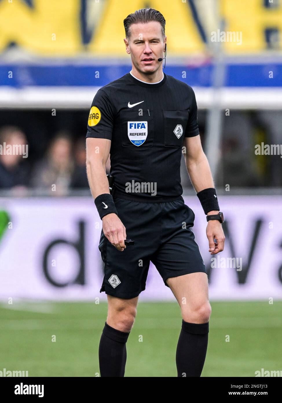 LEEUWARDEN - Referee Danny Makkelie during the Dutch premier league ...