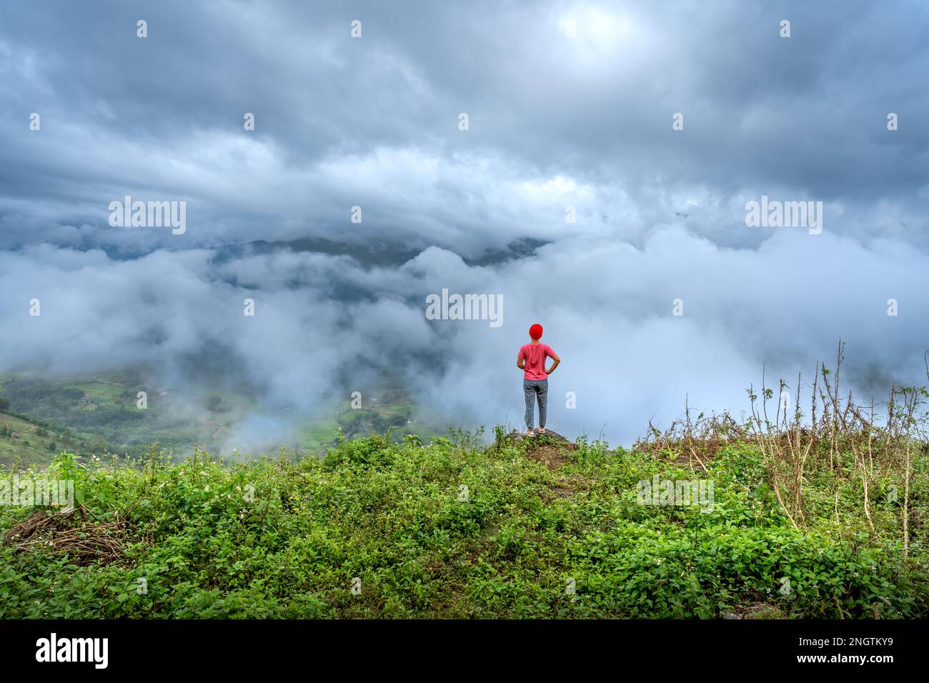 On the top of Violak pass with a sea of clouds in Ba To district, Quang ...