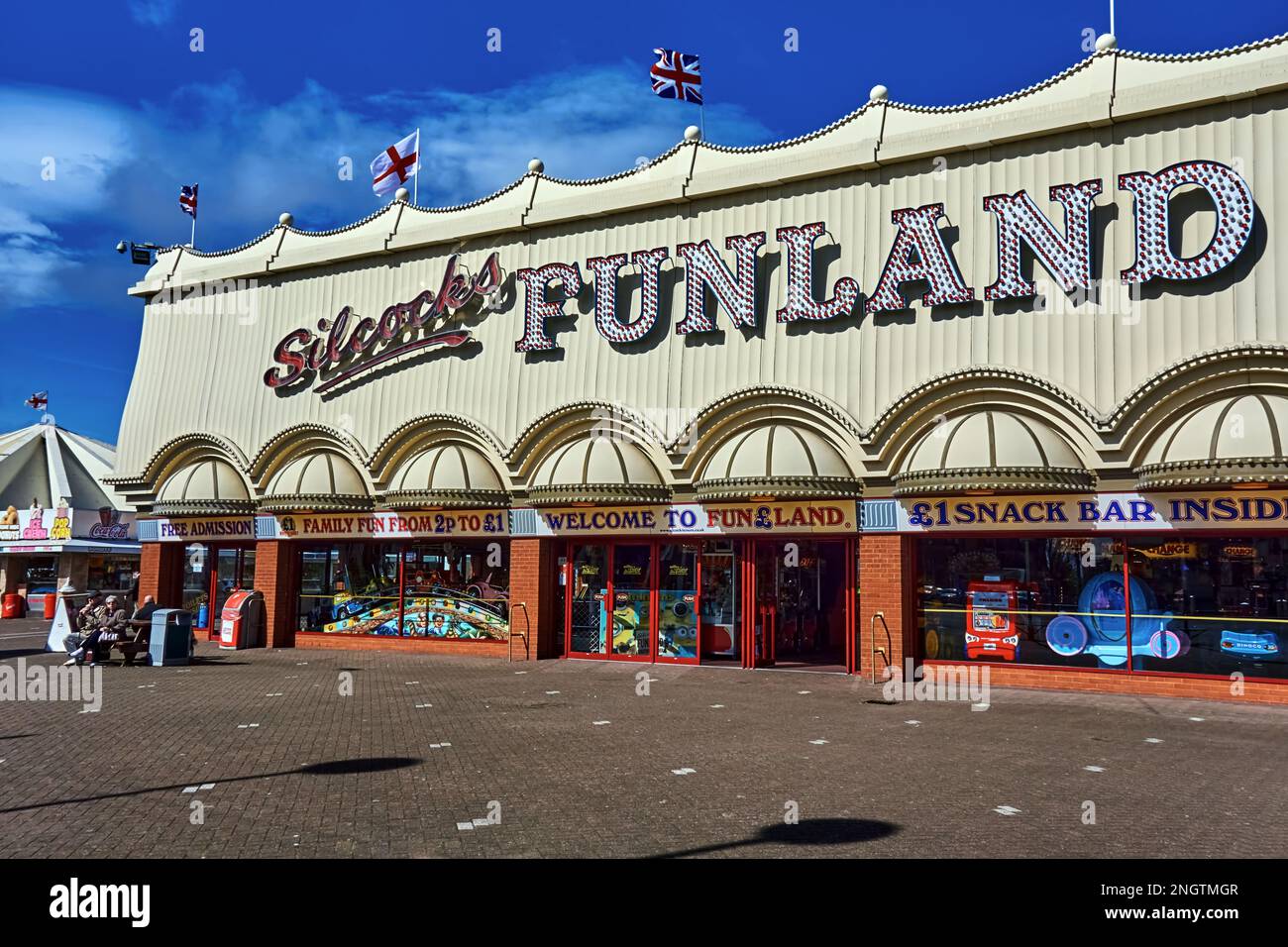 Southport funland arcade hi-res stock photography and images - Alamy