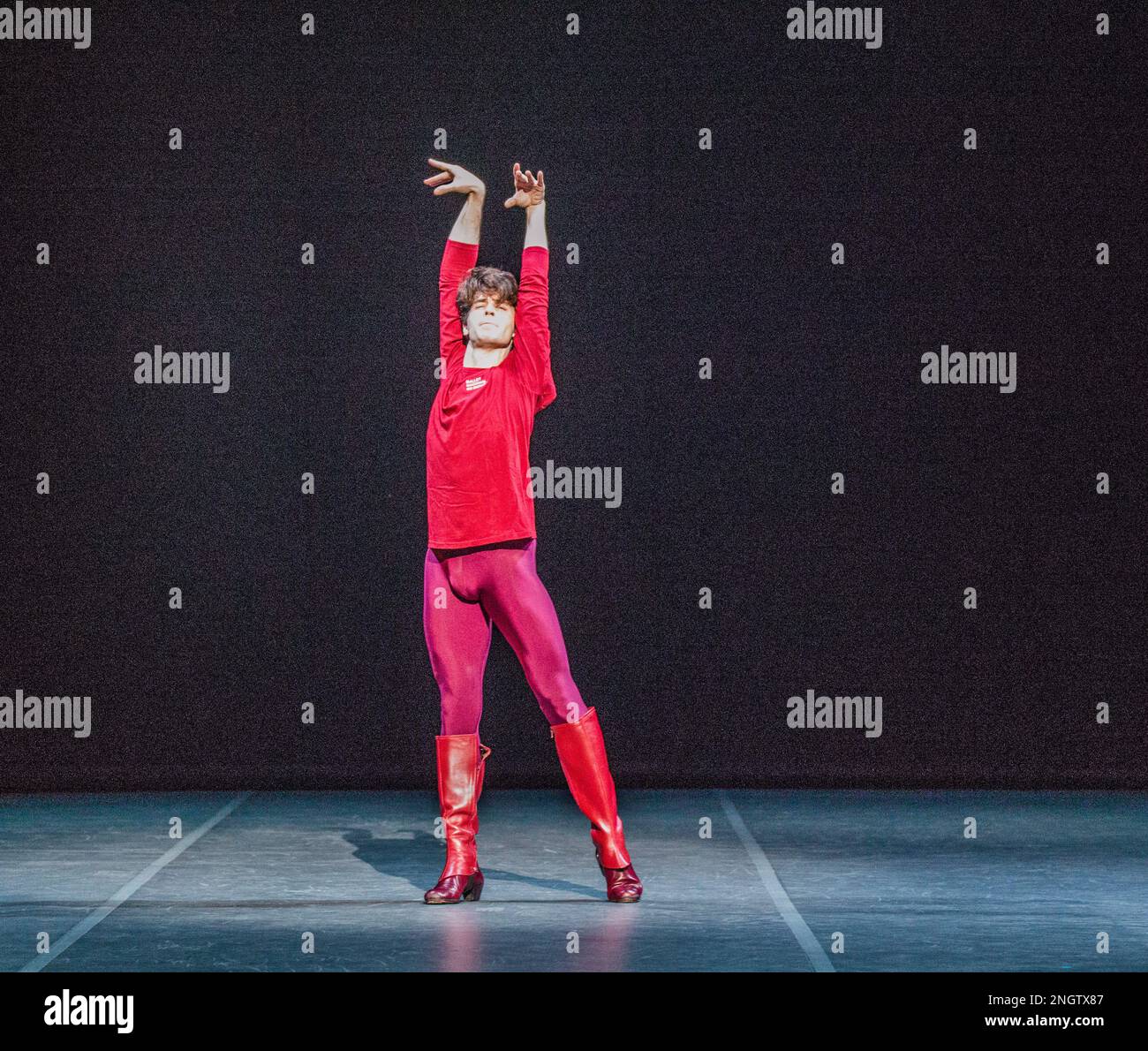Ballet icon bllet hi-res stock photography and images - Alamy