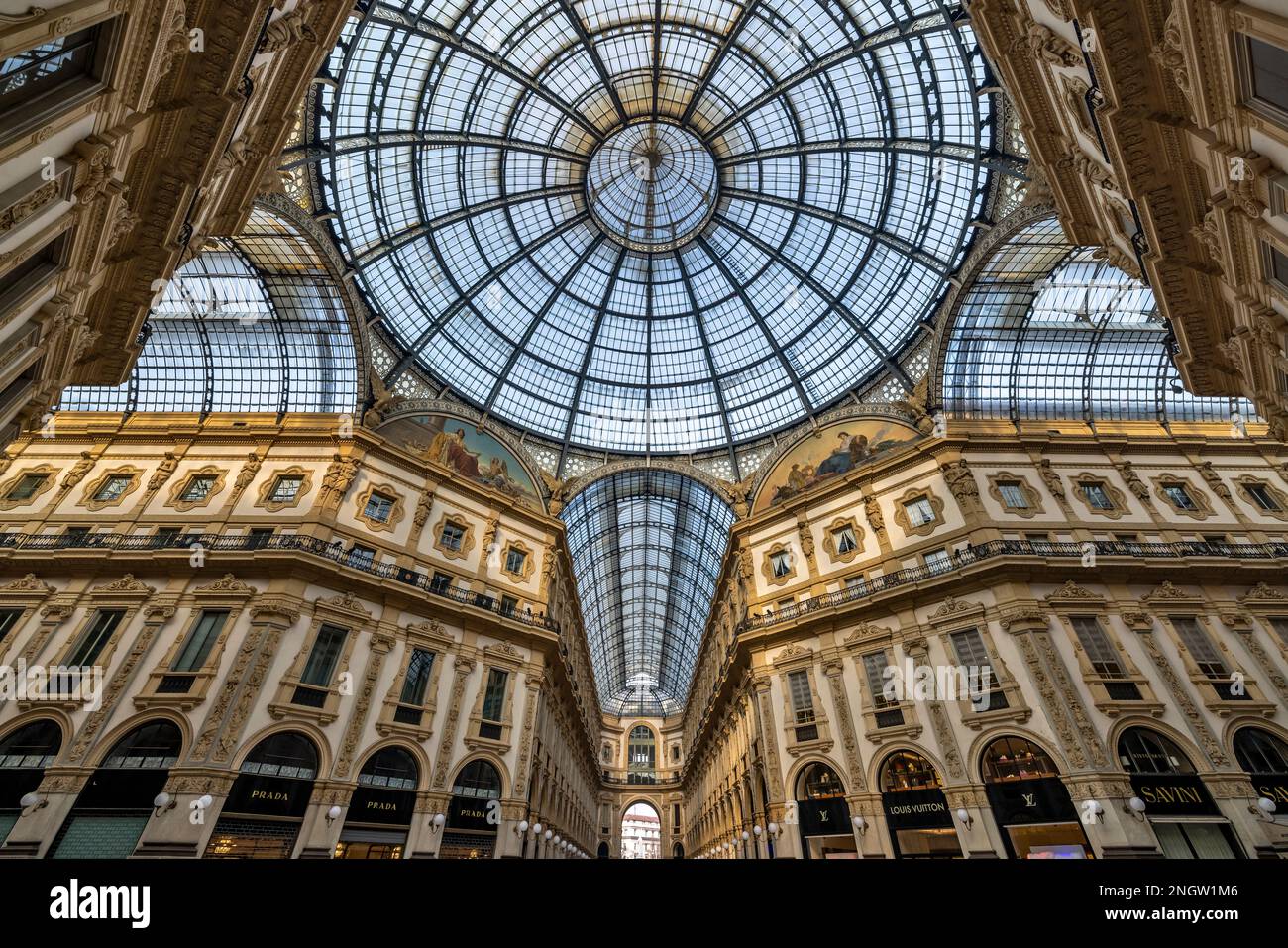 Galleria Vittorio Emanuele II, Milan, Italy Stock Photo - Alamy