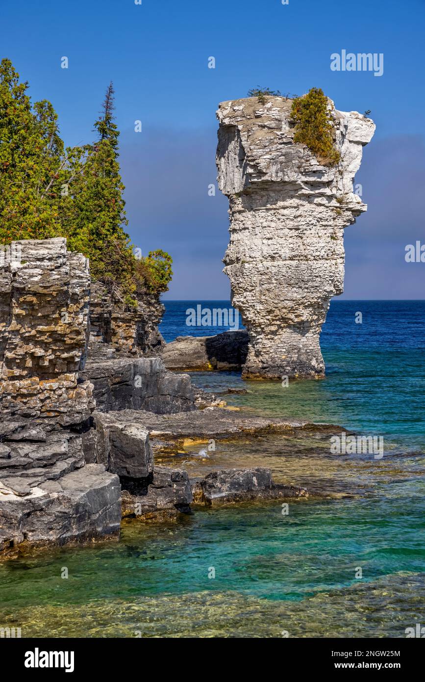 Flowerpot island ontario canada hi-res stock photography and images - Alamy