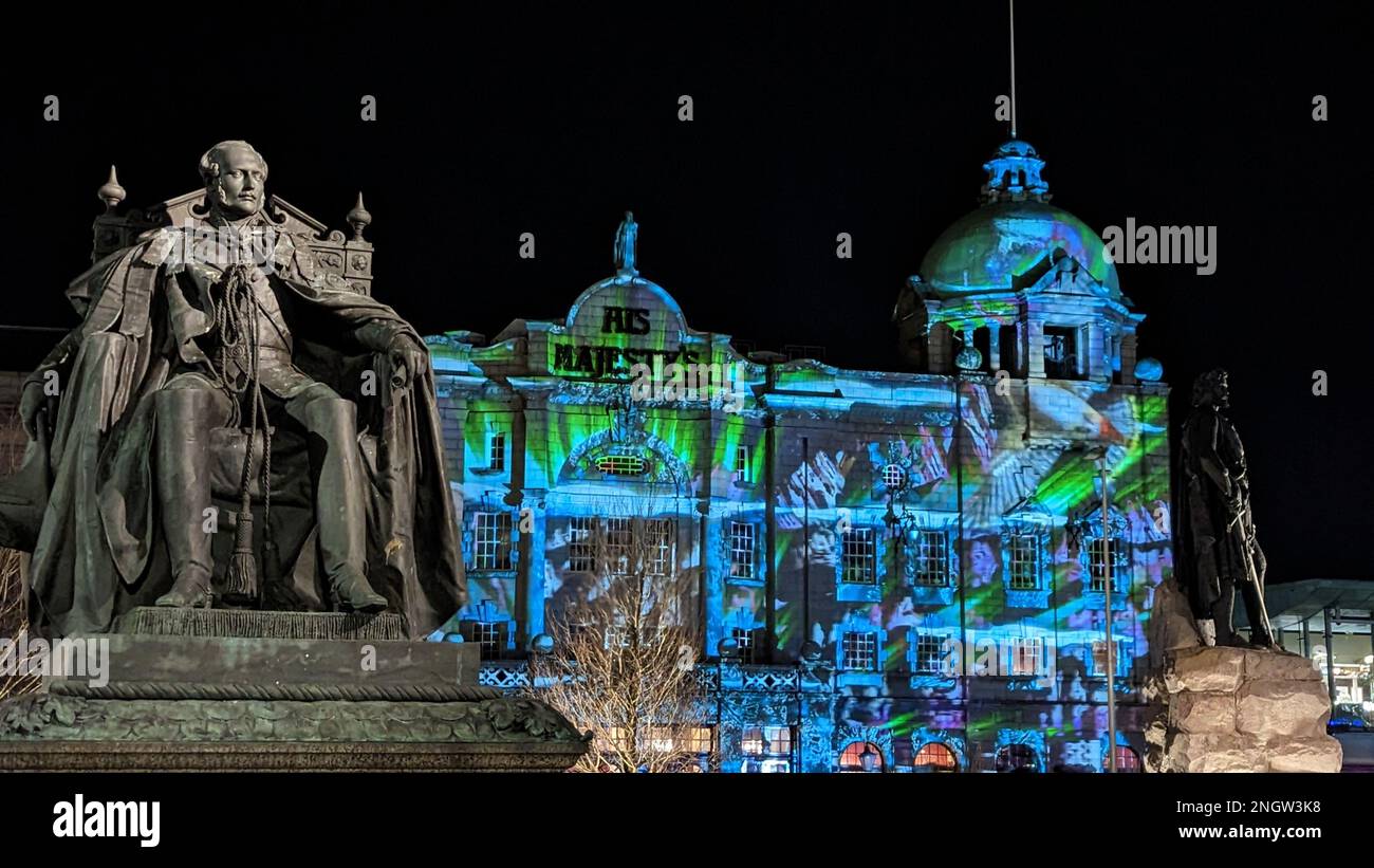 The waxwing wanes hi-res stock photography and images - Alamy