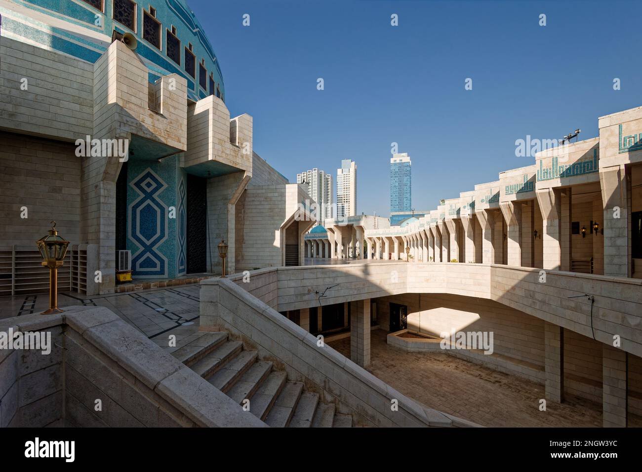 King abdullah mosque in jordan hi-res stock photography and images - Alamy