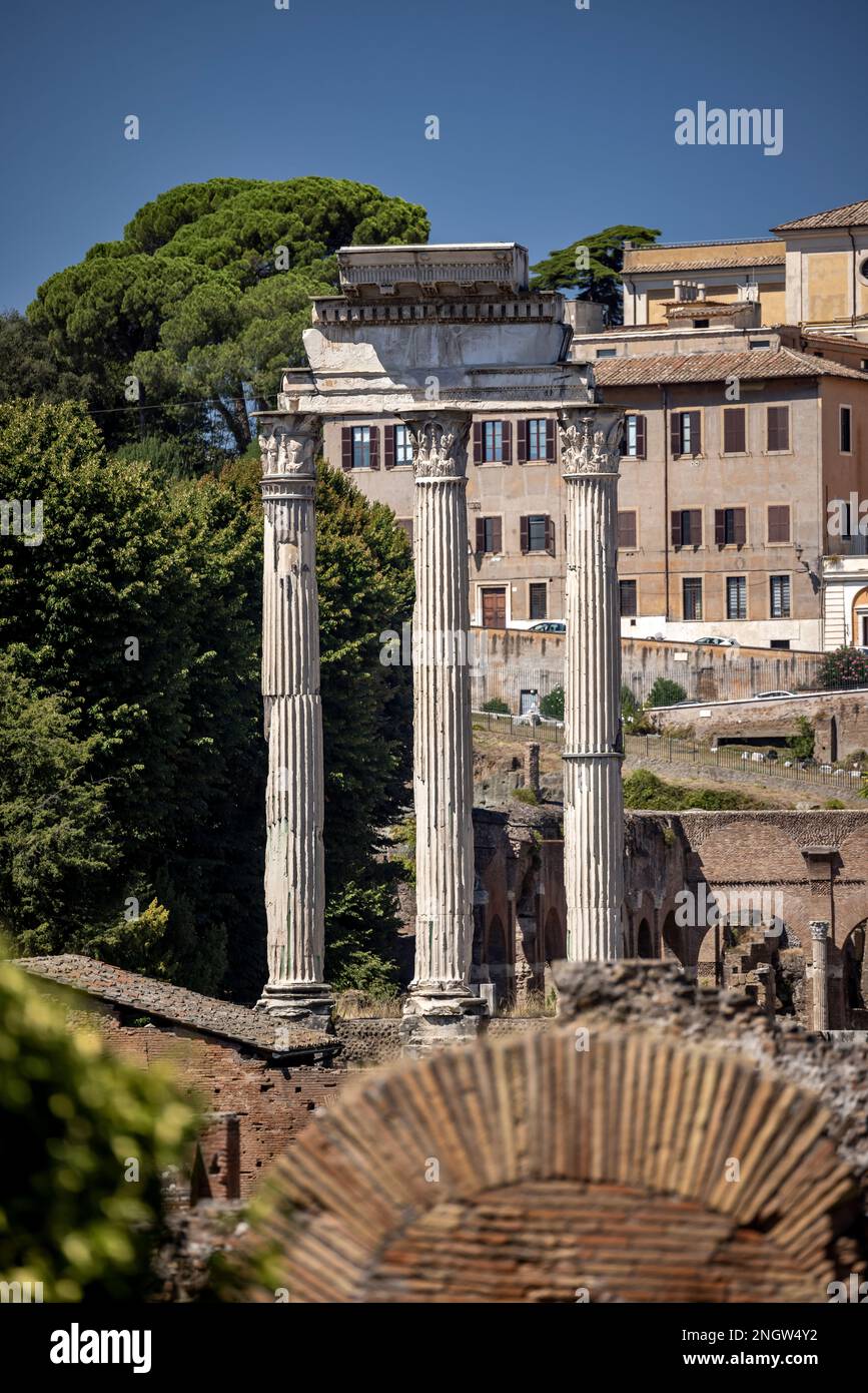 Il Tempio dei Dioscuri, Rome, Italy Stock Photo - Alamy