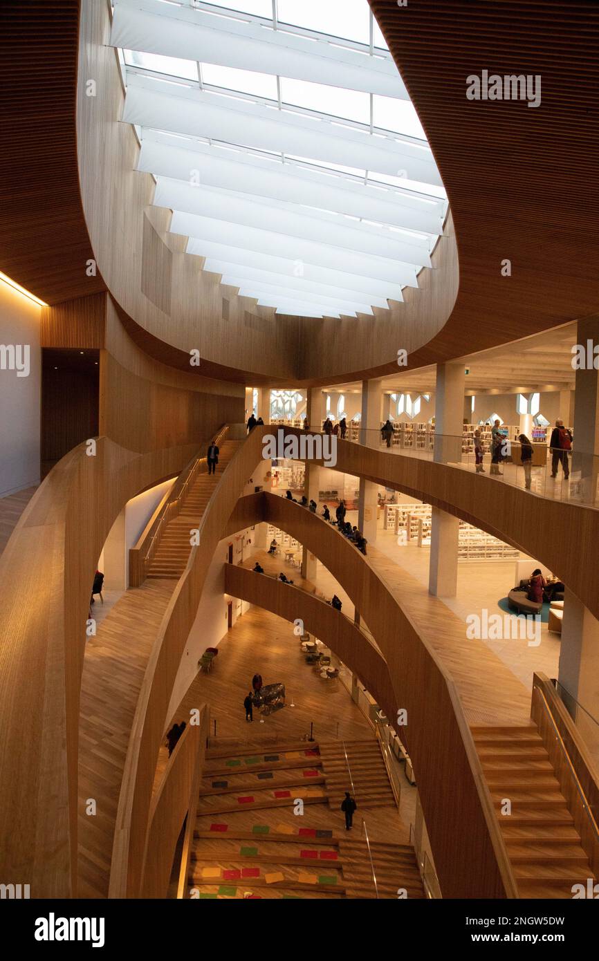 Calgary Main Library, Interior Architecture Stock Photo - Alamy