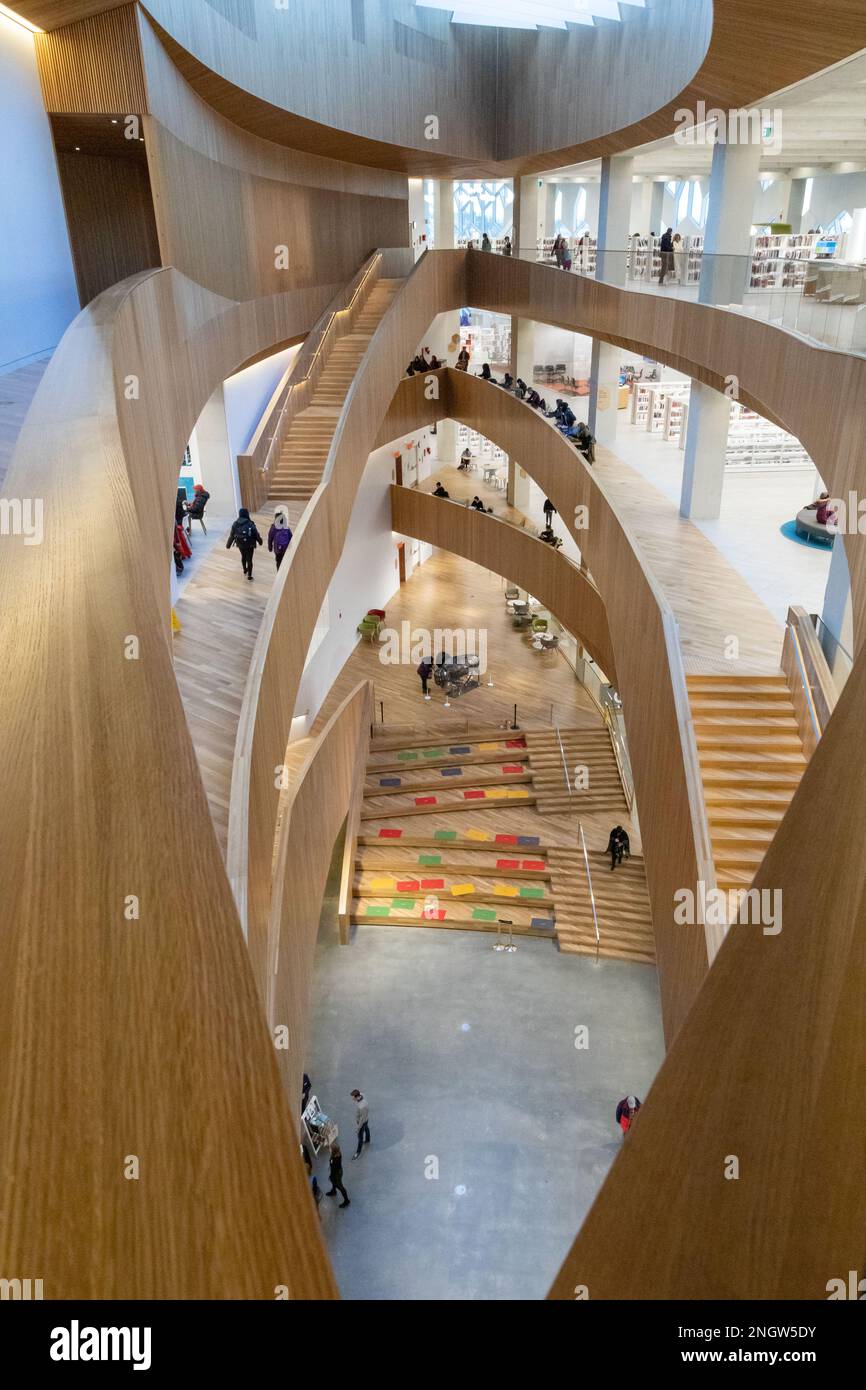 Calgary Main Library, Interior Architecture Stock Photo - Alamy