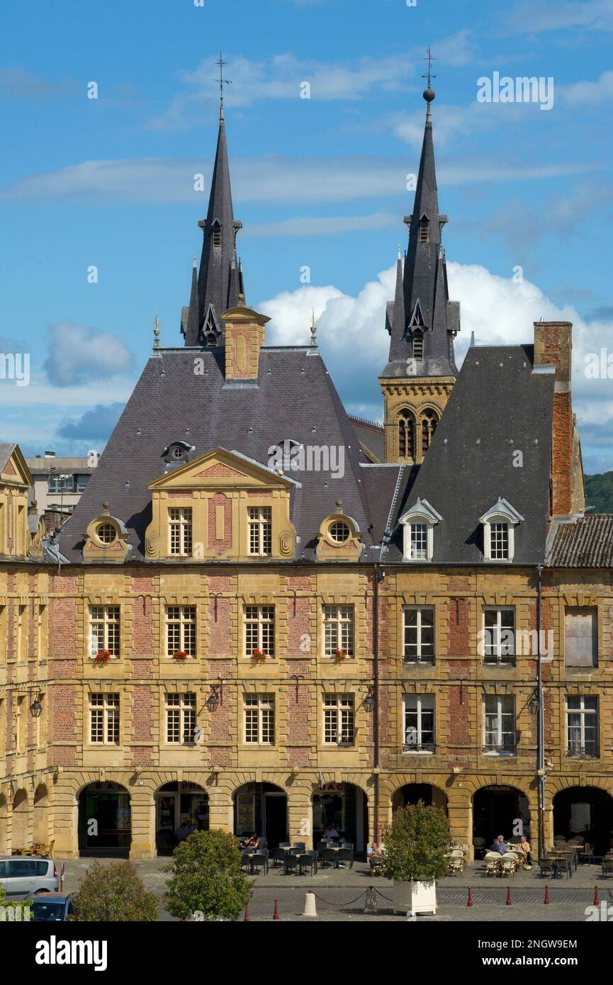 Le chef-lieu du departement des ardennes est celebre pour sa magnifique ...