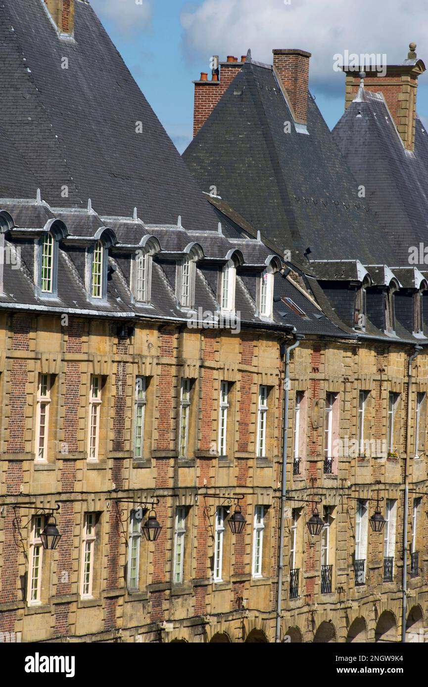 Le chef-lieu du departement des ardennes est celebre pour sa magnifique ...