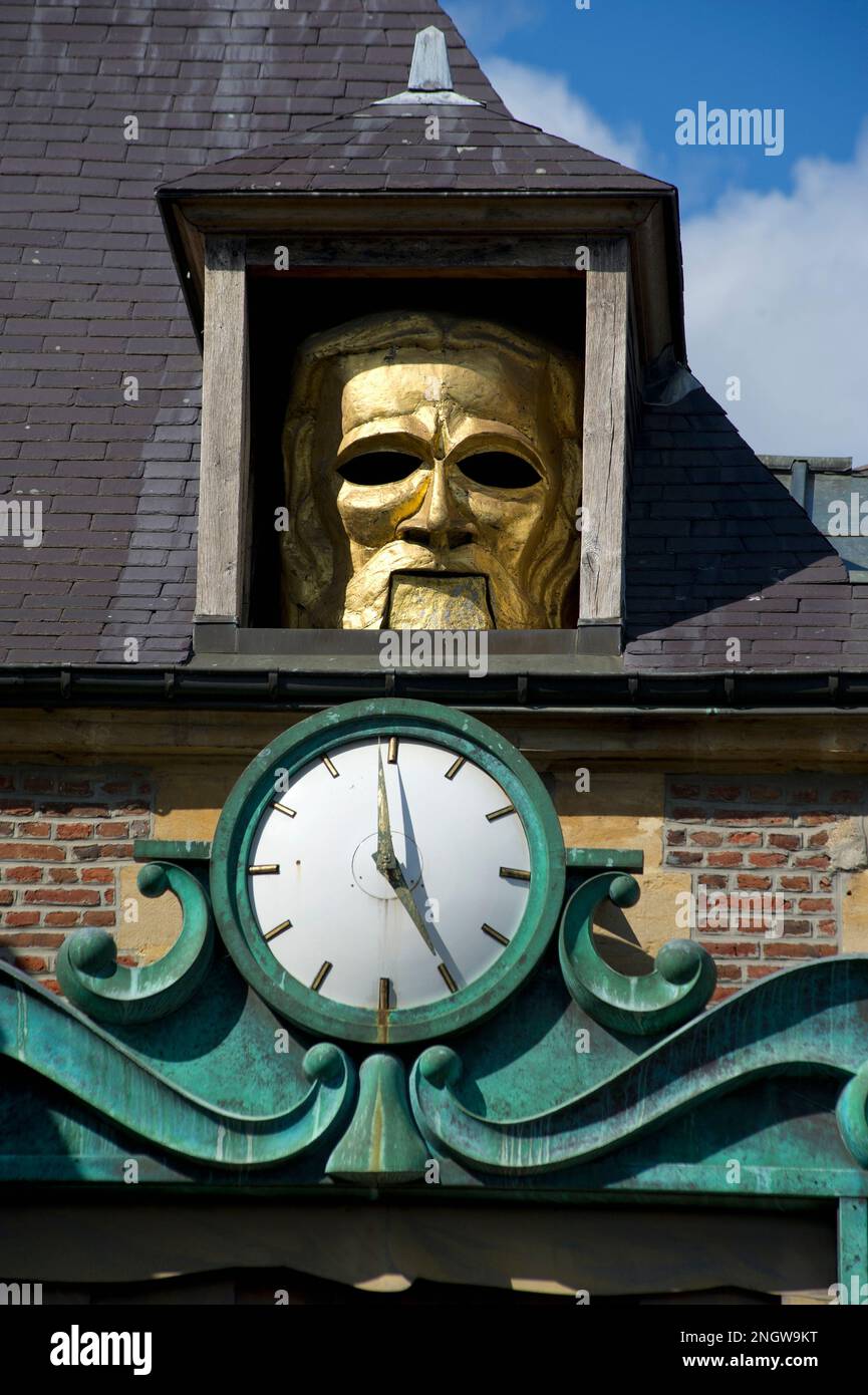 Le chef-lieu du departement des ardennes est celebre pour sa magnifique ...