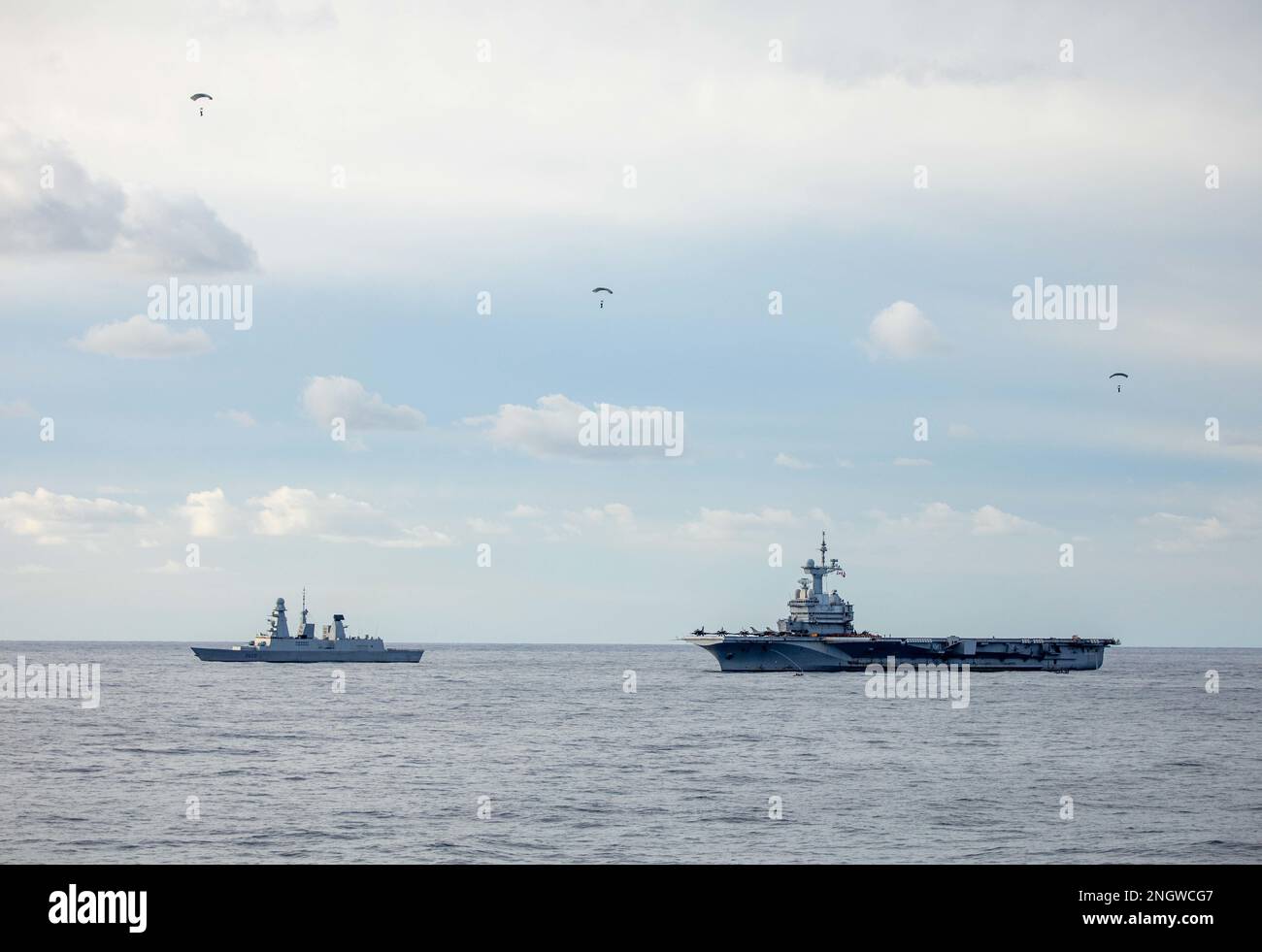 80 paratroopers hi-res stock photography and images - Alamy