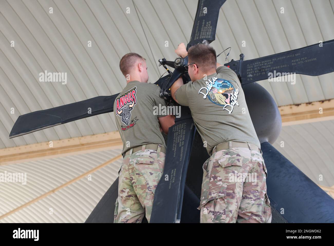 Uh60 tail rotor hi-res stock photography and images - Alamy