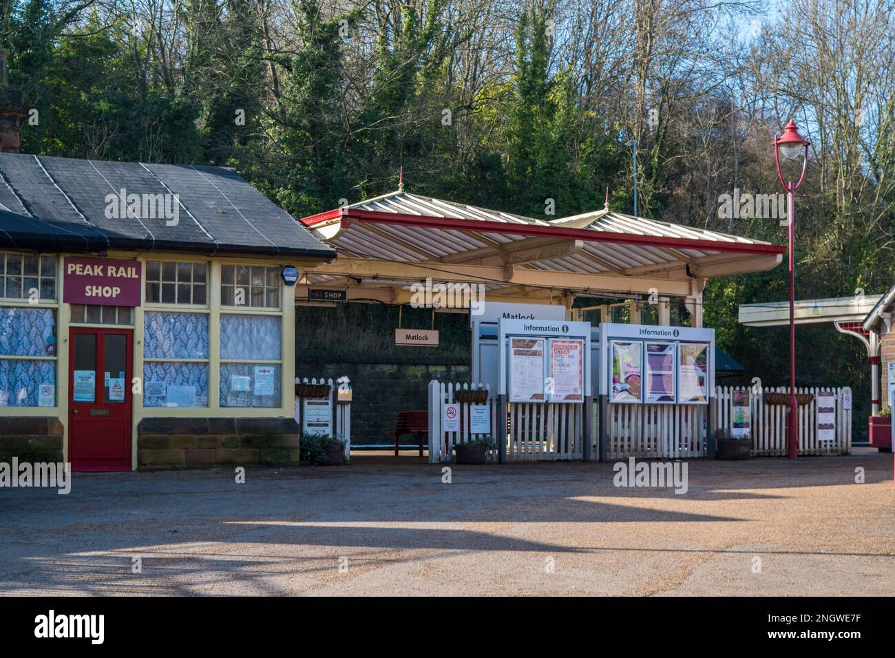 Matlock Peak Rail Railway station buildings Stock Photo - Alamy