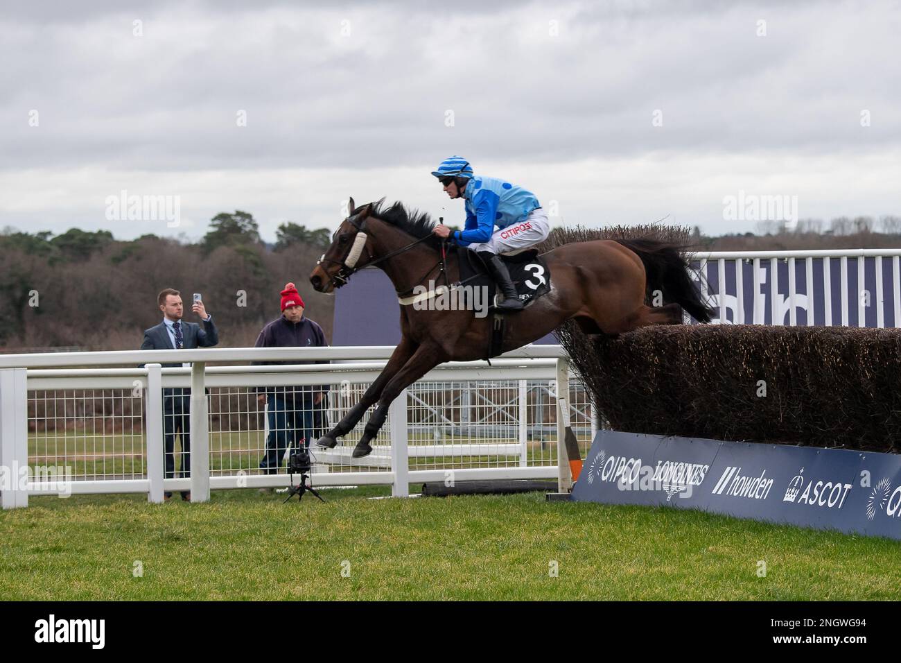 Riders onthe storm ascot chase hi-res stock photography and images - Alamy