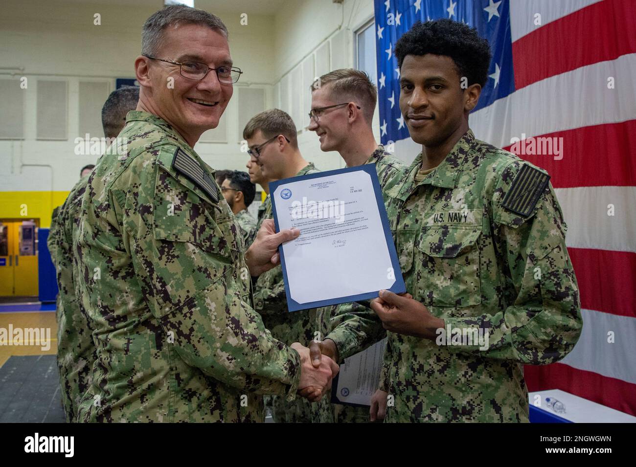 Air controlman hi-res stock photography and images - Alamy