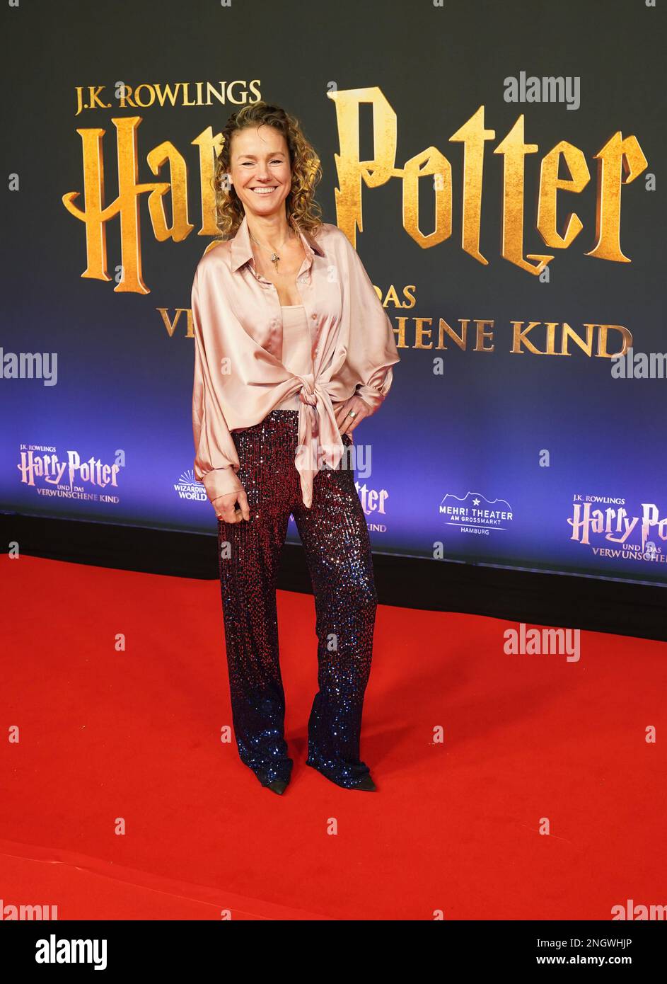 Hamburg, Germany. 19th Feb, 2023. Actress Rhea Harder-Vennewald walks ...