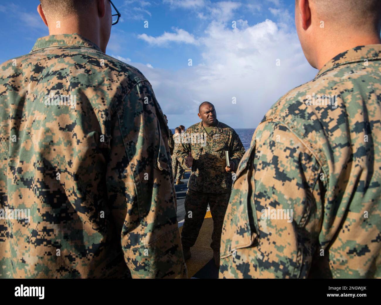 221129-N-XK047-1046 PACIFIC OCEAN (Nov. 29, 2022) – Hospital Corpsman ...