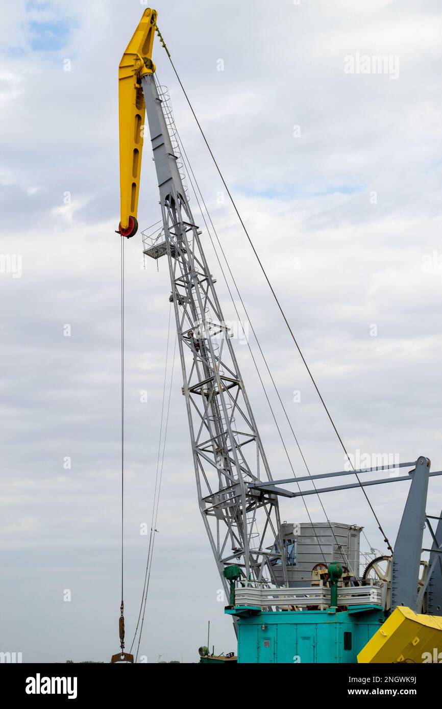 Crane luffing mechanism hi-res stock photography and images - Alamy