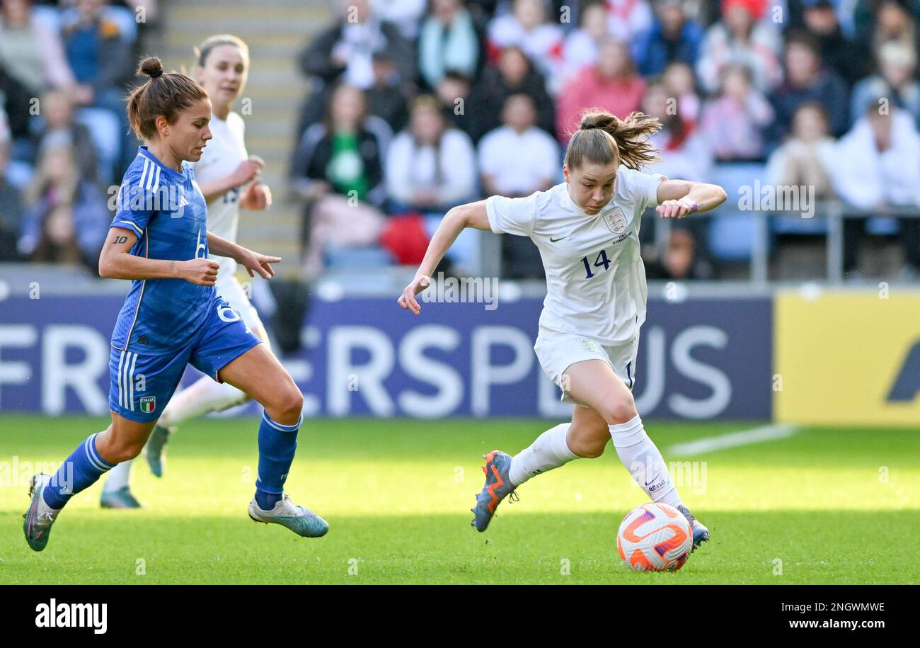 Coventry, UK. 19th Feb, 2023. Manuela Giugliano (6) of Italy and ...
