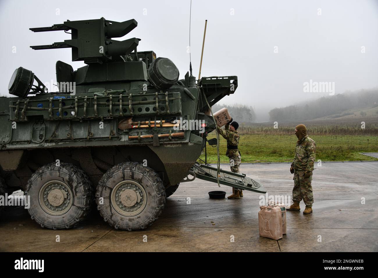 U.S. Soldiers with 5th Battalion 4th Air Defense Artillery Regiment (5 ...