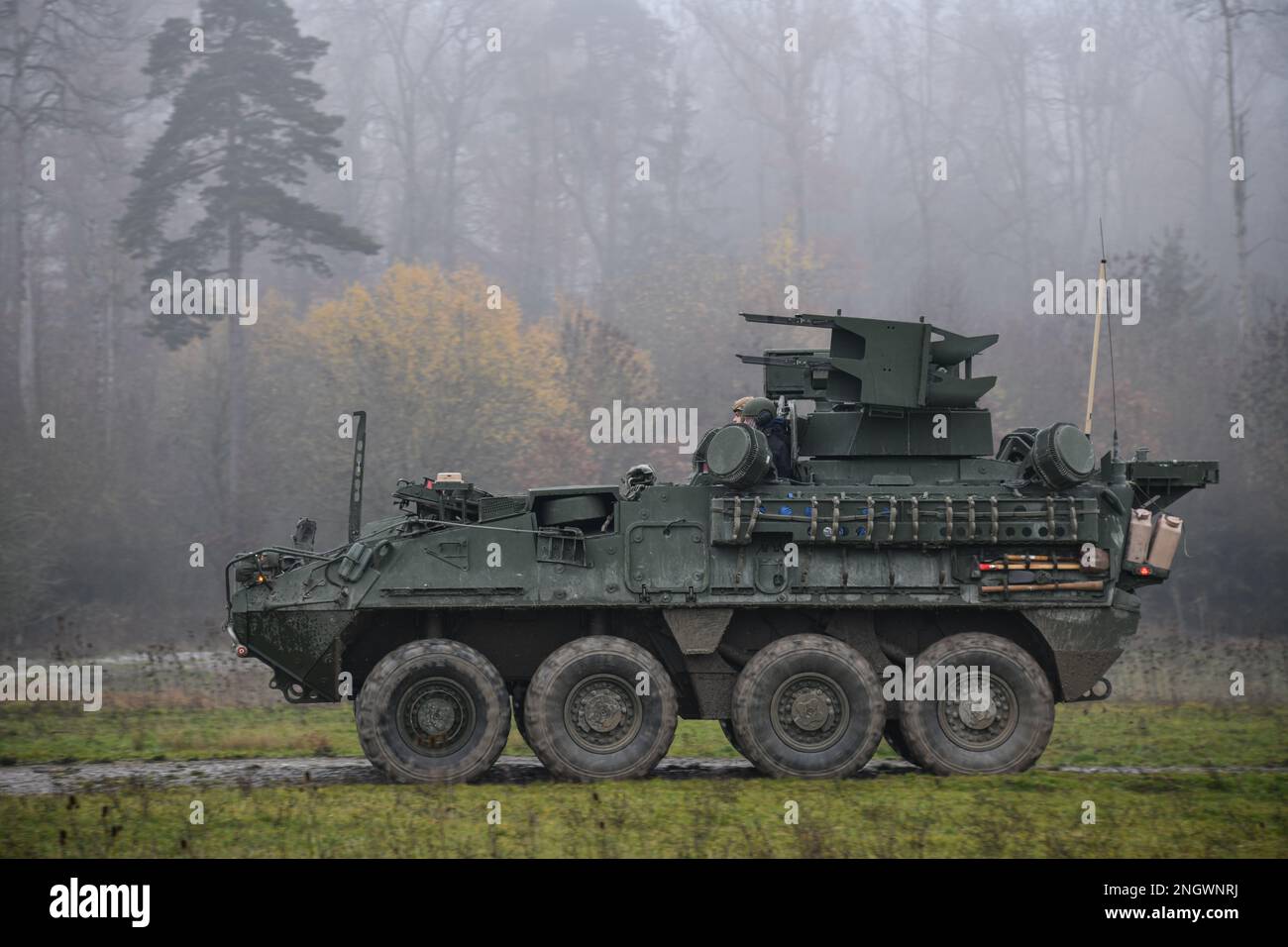 U.S. Soldiers with 5th Battalion 4th Air Defense Artillery Regiment (5 ...