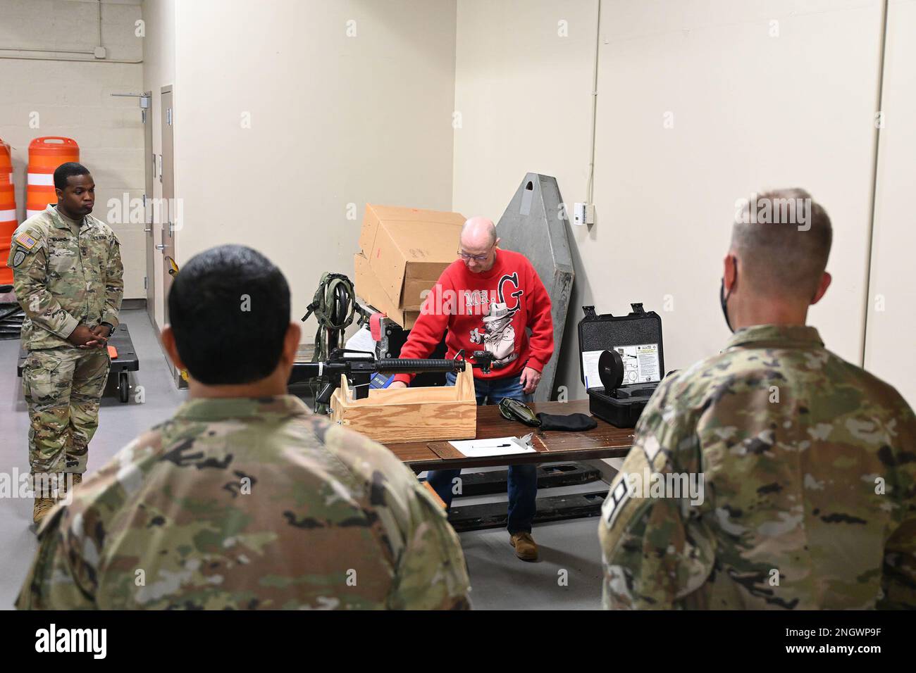 Tactical engagement simulation system tess hi-res stock photography and ...