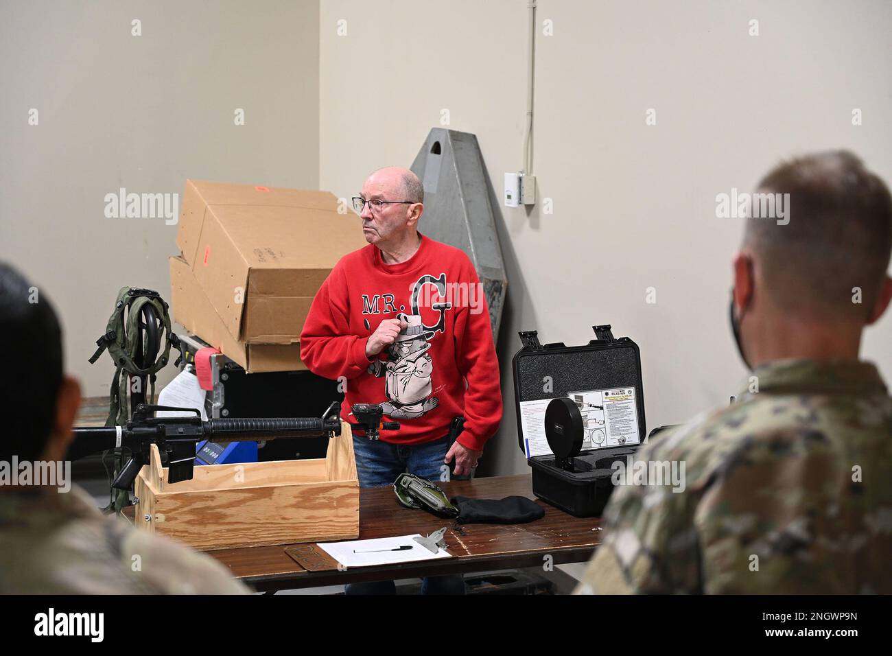 Tactical engagement simulation system tess hi-res stock photography and ...