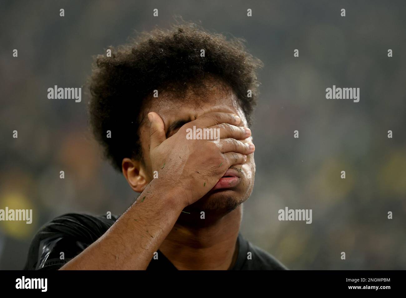 Adeyemi injury hi-res stock photography and images - Alamy