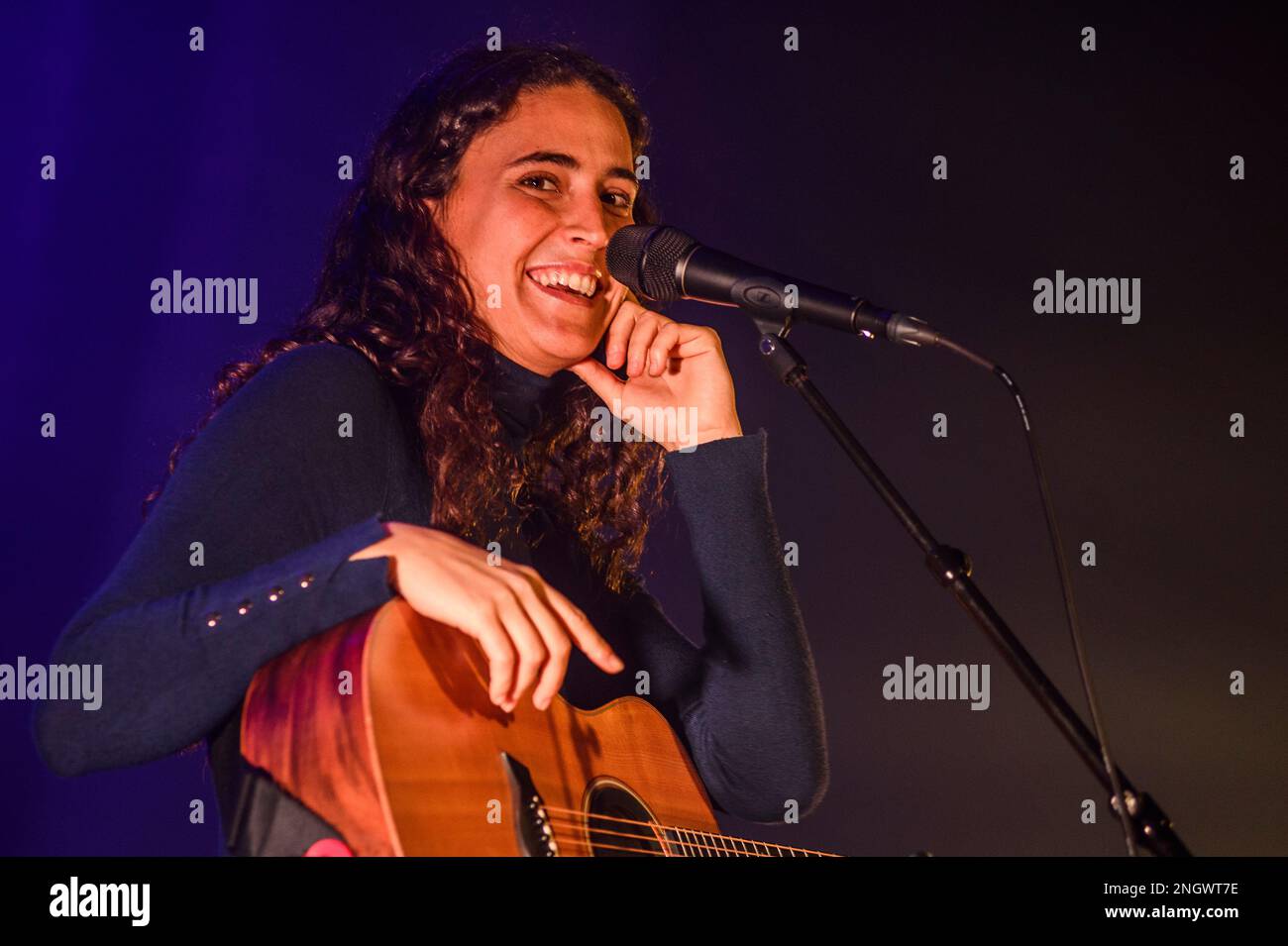 The portuguese singer Maro performs live in Brussels | La chanteuse ...