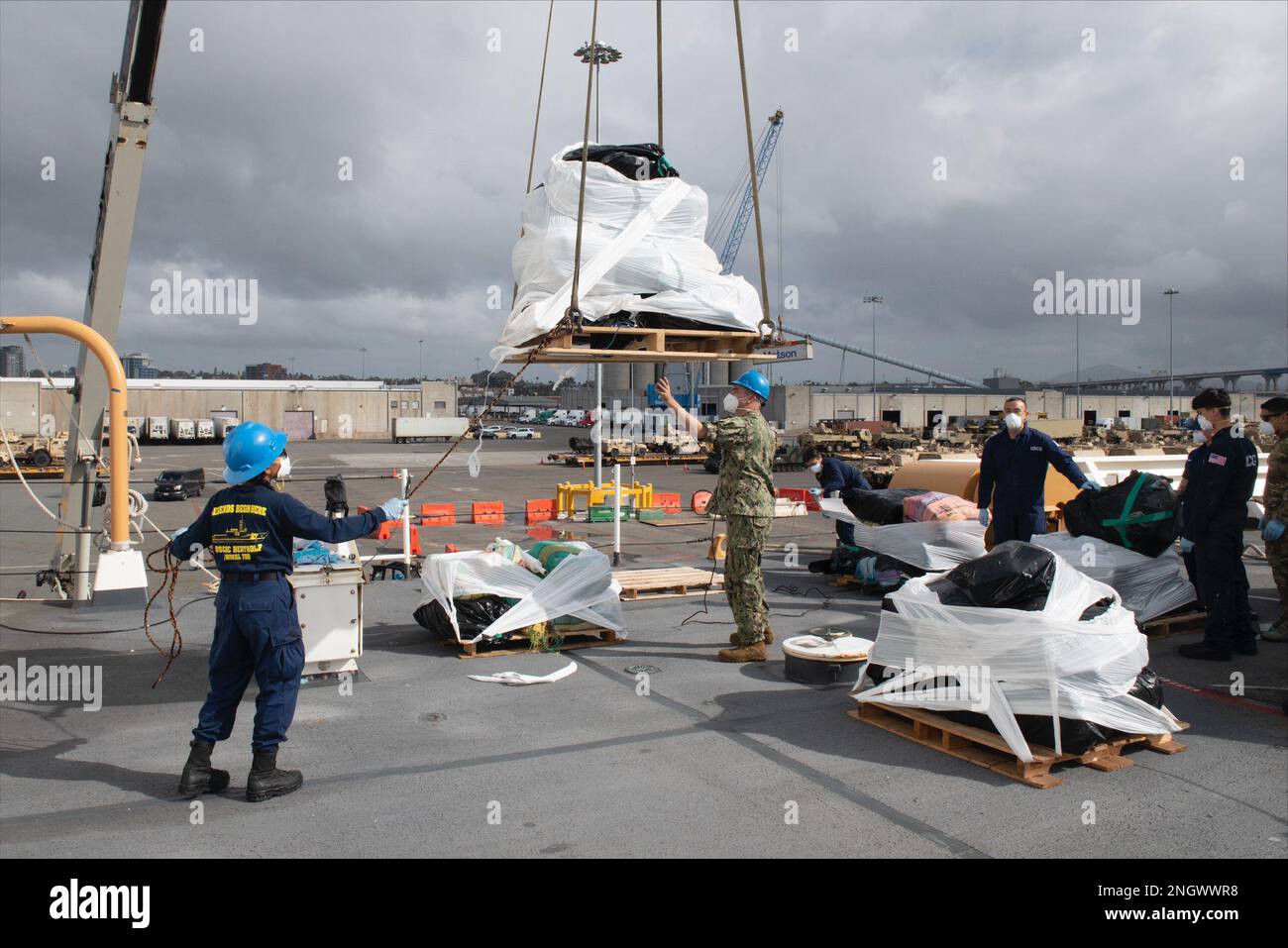U.S. Coast Guard Cutter Bertholf’s (WMSL 750) crews offload contraband ...