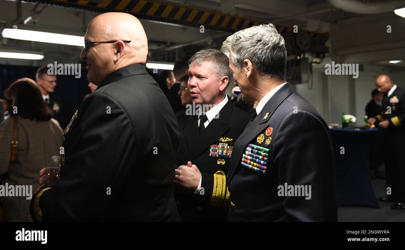 Commander u s sixth fleet hi-res stock photography and images - Alamy