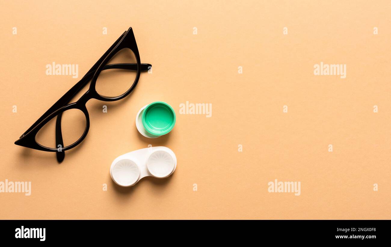 Plastic lenses hi-res stock photography and images - Alamy