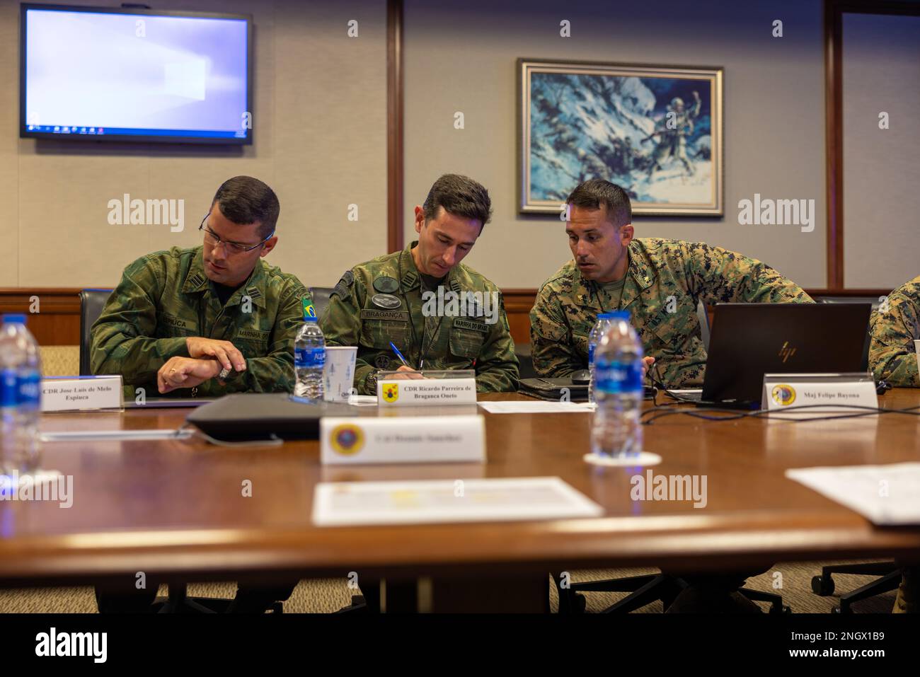 U.S. Marines and Members of the Corpo de Fuzileiros Navais (Brazilian ...