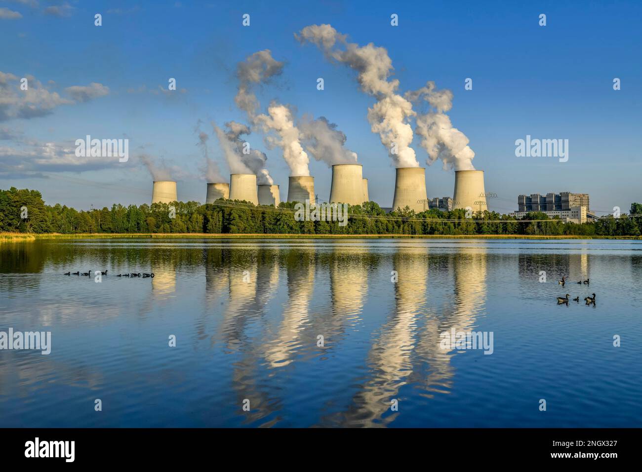 Cooling pond thermal plant hi-res stock photography and images - Alamy