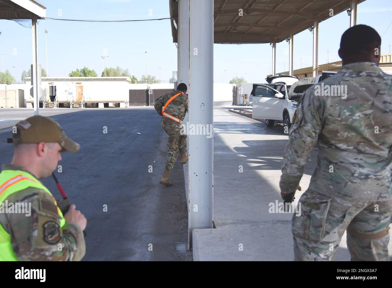 U.S. Air Force Tech. Sgt. Peter Jacquart (left), 380th Expeditionary ...