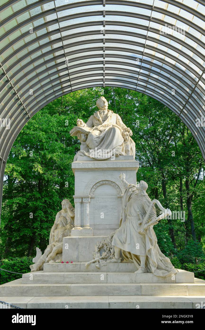 Wagner Monument, Tiergarten, Mitte, Berlin, Germany Stock Photo - Alamy