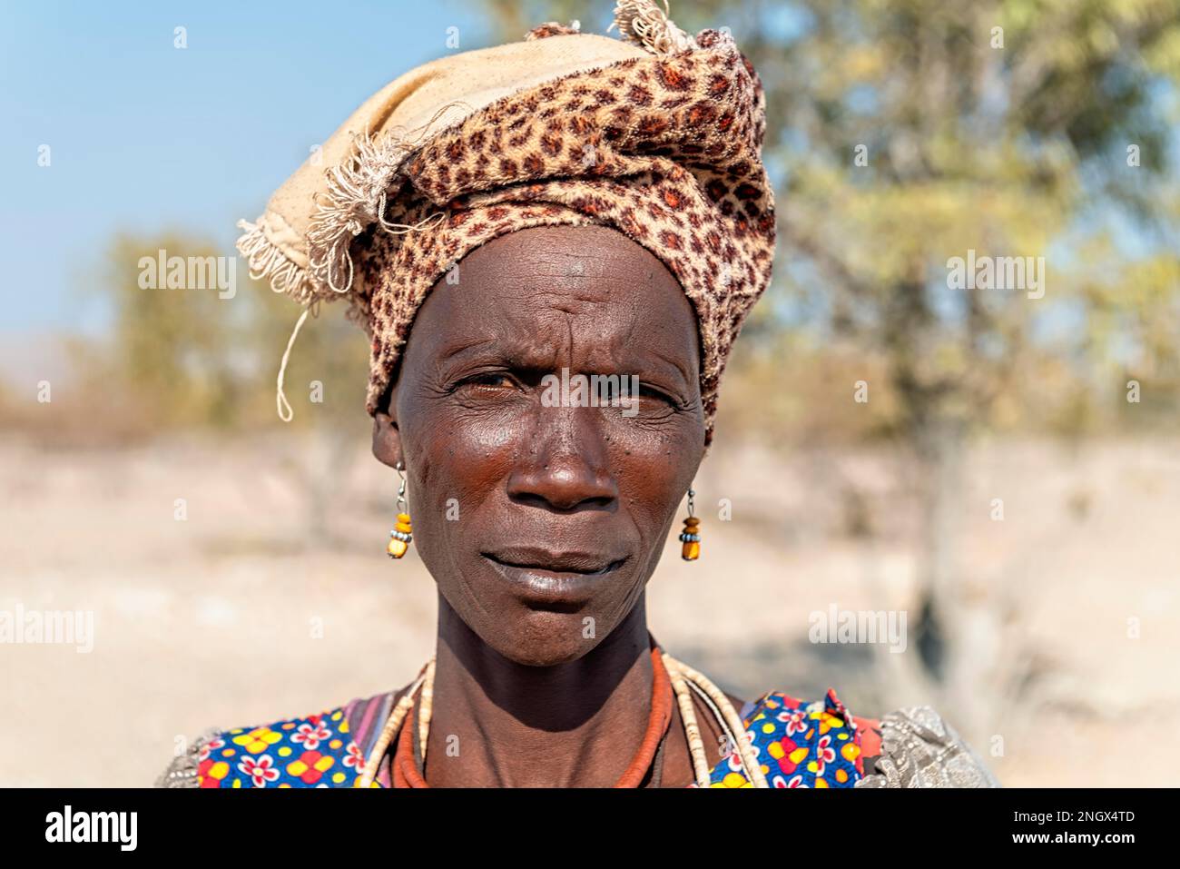 Hat art africa hi-res stock photography and images - Alamy